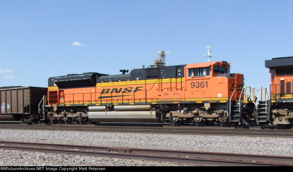 BNSF 9361